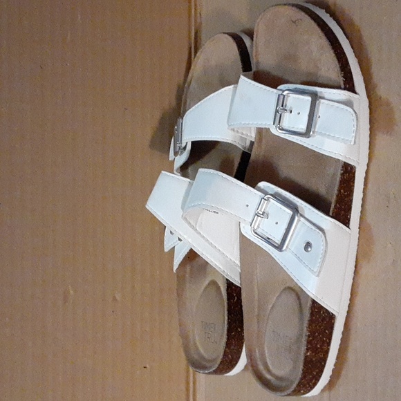 Time and Tru | Shoes | Time And Tru Sandals | Poshmark
